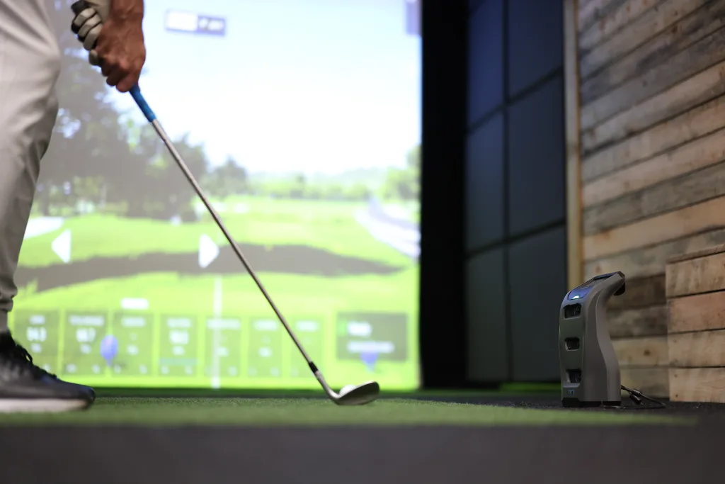 Sim-in-a-Box Golf Simulator | Foresight Sports Europe